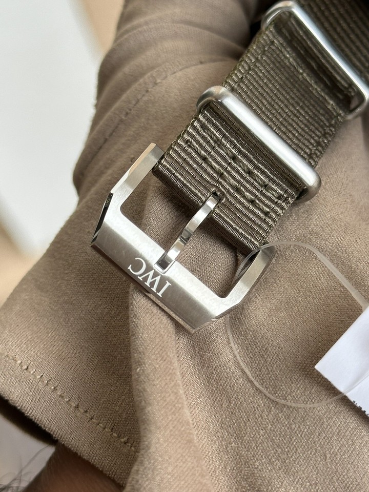 IWC PILOT'S WATCH MARK XVIII TOP GUN EDITION «SFTI» & TOP GUN STOPWATCH ...