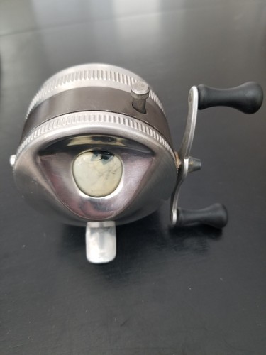Vintage Zebco Model 11 Spincast Fishing Reel Single Rivet Steel Foot ...