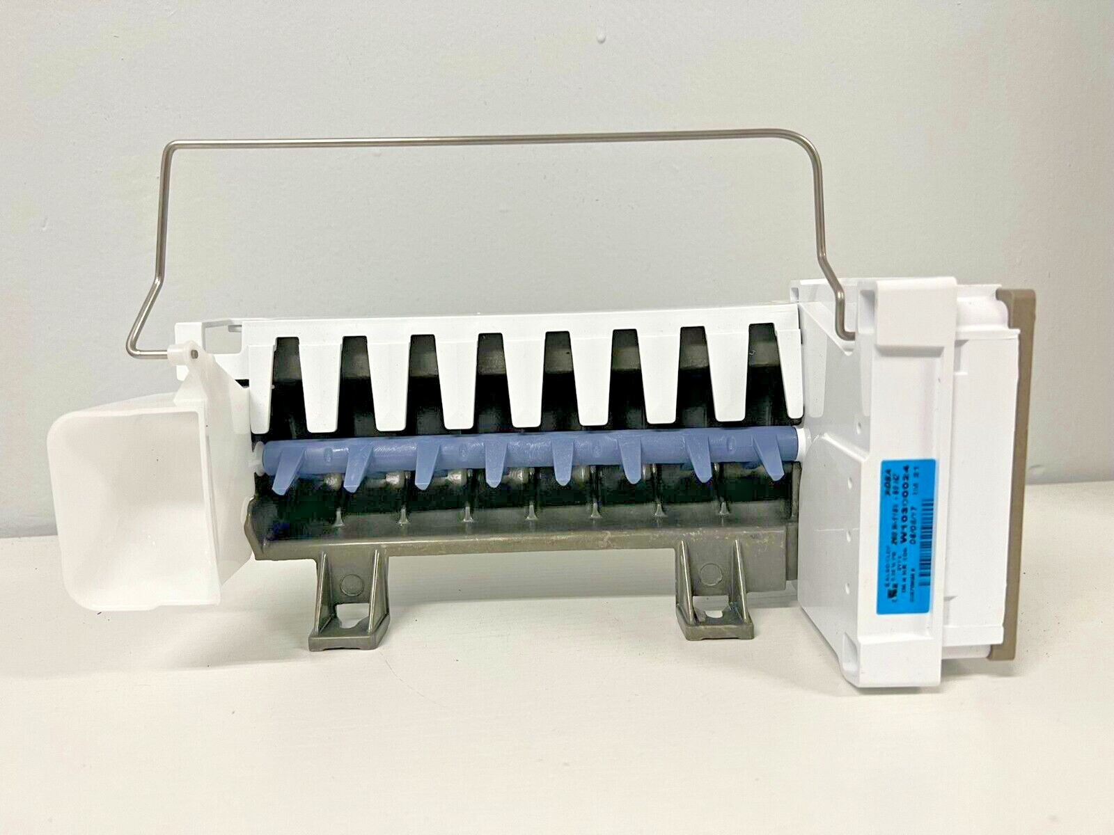 Maytag W10882923 Refrigerator Ice Maker Assembly Kit for sale online | eBay