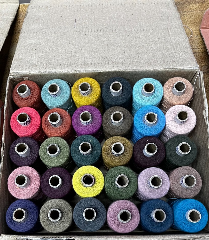 30 Pcs Set Assorted Color Polyester Thread Spool Spun Sewing Supplies ...