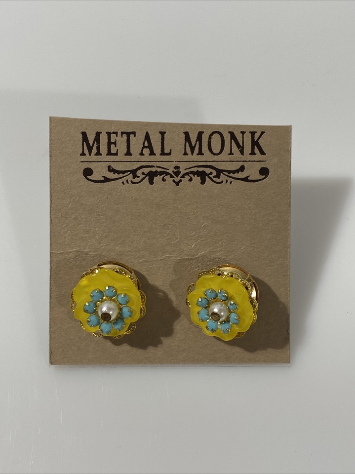 Metal Monk Earrings Floral Vintage Style Post Vintage Style Notions ...