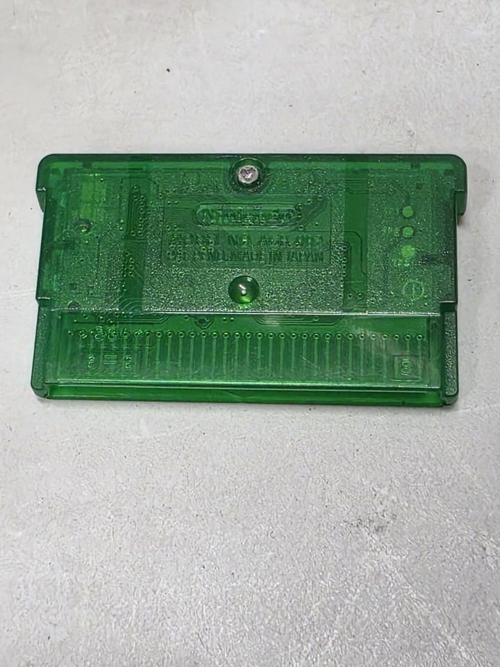 Pokémon: Emerald Version Nintendo Game Boy Advance PAL (Dead Battery ...