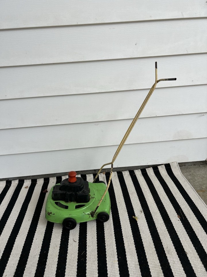 Vintage 1950’s Green Western Auto Wizard Clipper Children’s Metal Push ...