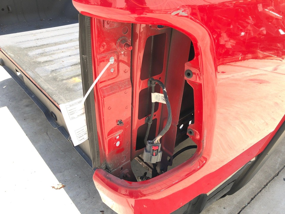 2019-2025 DODGE RAM 1500 5'7" BOX BED W/FLARES | FLAME RED (PR4) OEM ...