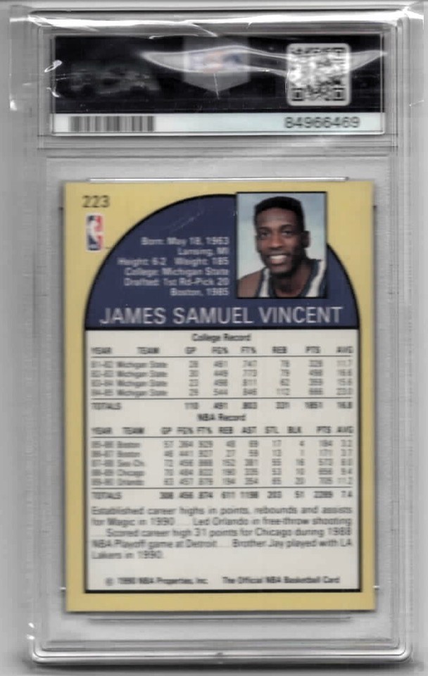 1990 Hoops #223 Sam Vincent with Michael Jordan Chicago Bulls #12 PSA ...