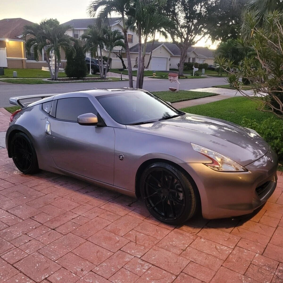 370z Black Rims