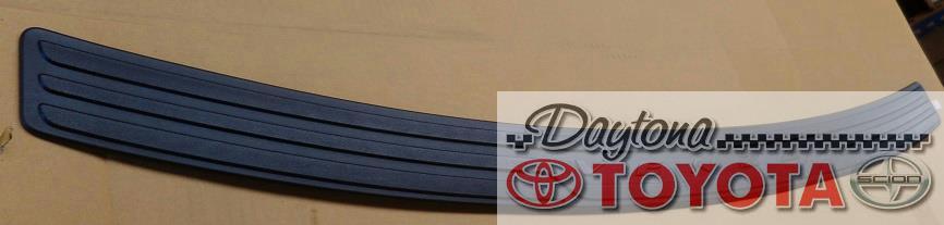 2009-2015 Toyota Venza Rear Bumper Protector Pad | PT278-0T091 | OEM ...