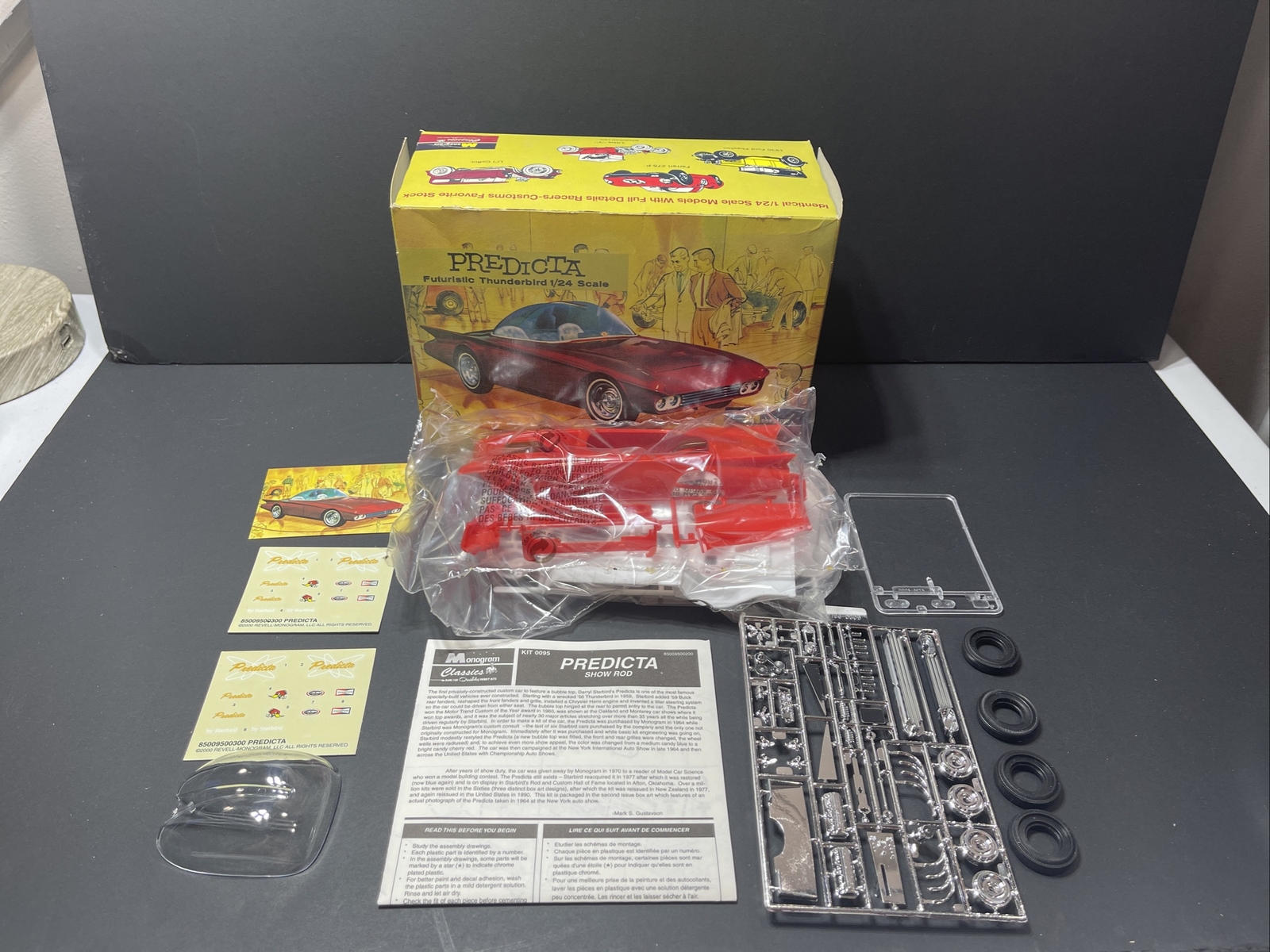 MONOGRAM 1:24 PREDICTA FUTURISTIC THUNDERBIRD PLASTIC MODEL KIT #85 ...