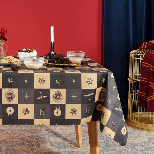 Stain-Proof Resined Tablecloth Harry Potter Hogwarts Christmas 200 ...