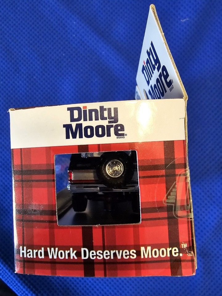 M2 Machines GMC 1973 Jimmy Sierra 4 × 4 Truck Dinty Moore Hormel Foods ...