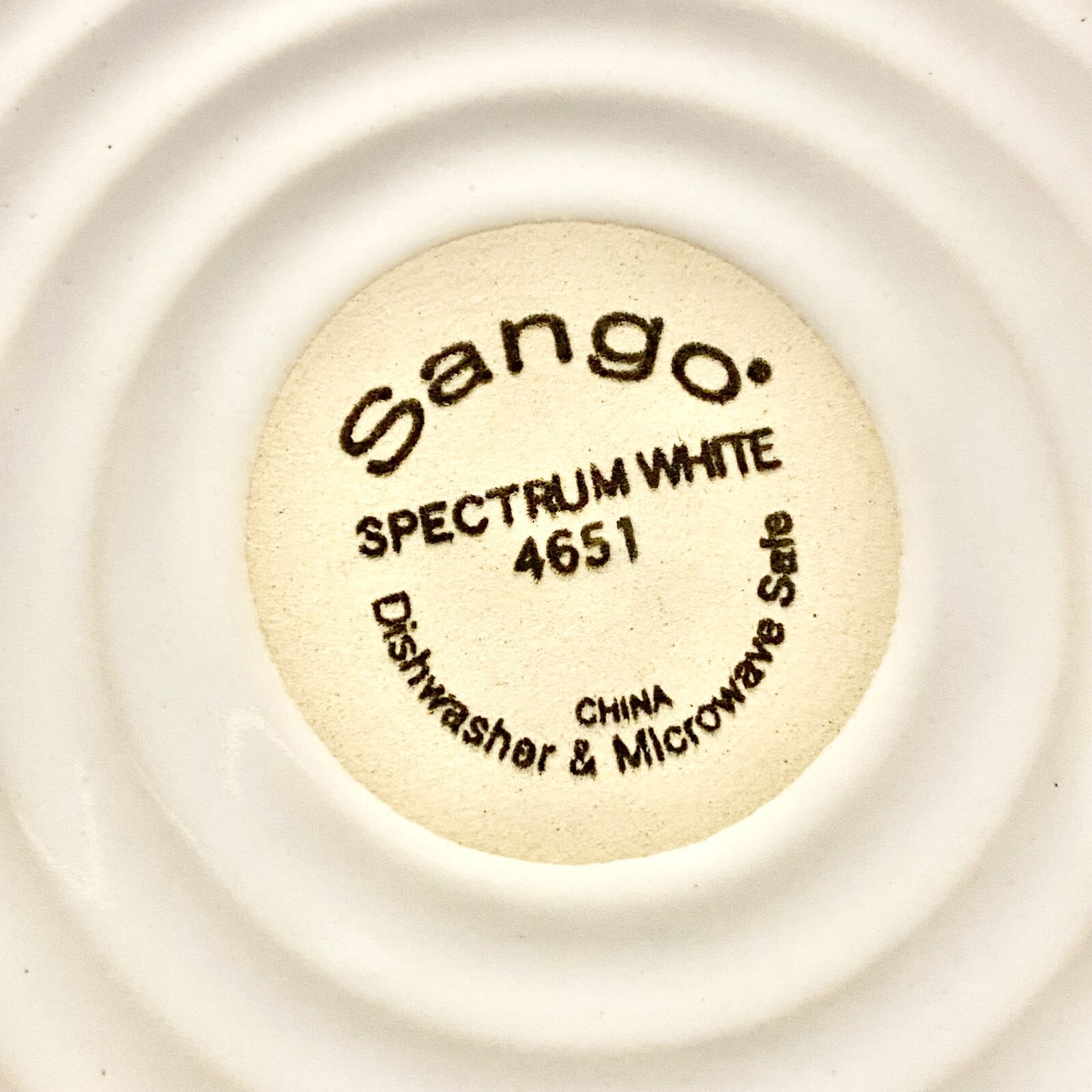 3 large dinner plates SANGO Spectrum White 4651 cream textured tan ...