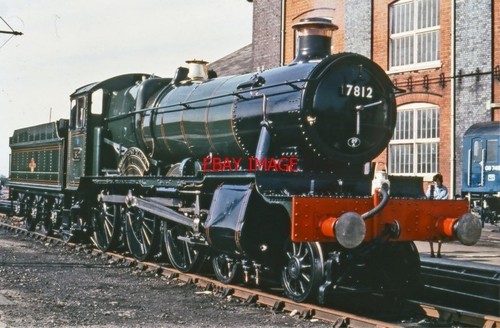 PHOTO GWR MANOR CLASS LOCO NO 7812 ERLESTOKE MANOR AT SWINDON 1960'S | eBay