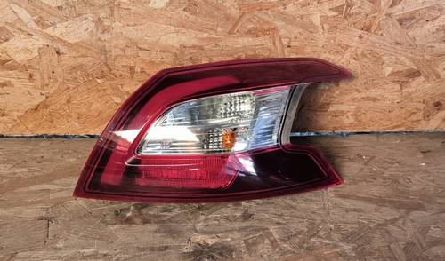 Feu arriere droit PEUGEOT 308 II phase 1 (2013-2017) - 9677817580 | eBay