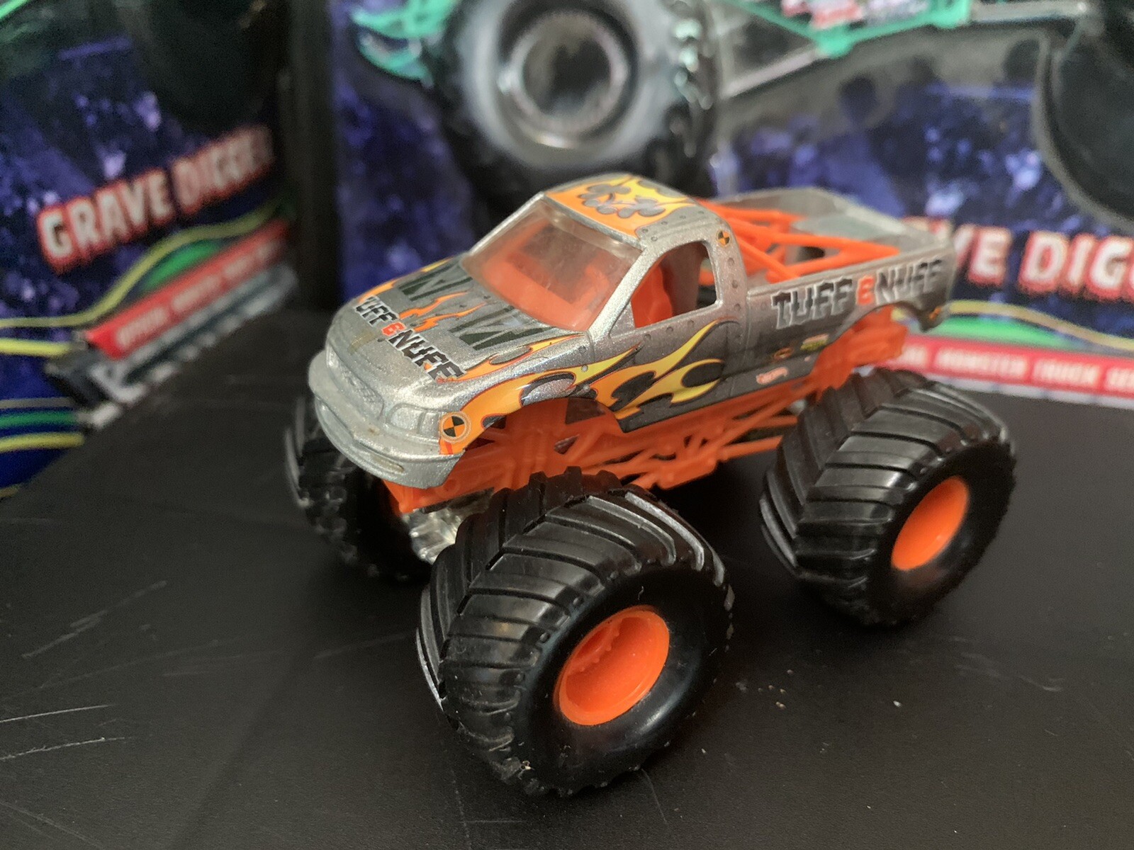 Hot Wheels Monster Jam Truck 1/64 Die-cast Metal Base Small Hub Tuff E ...