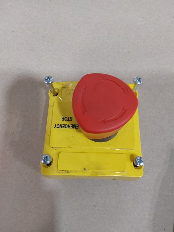 BACO LBX1 Series Key Release Emergency Stop Push -Pull Button BACO ...