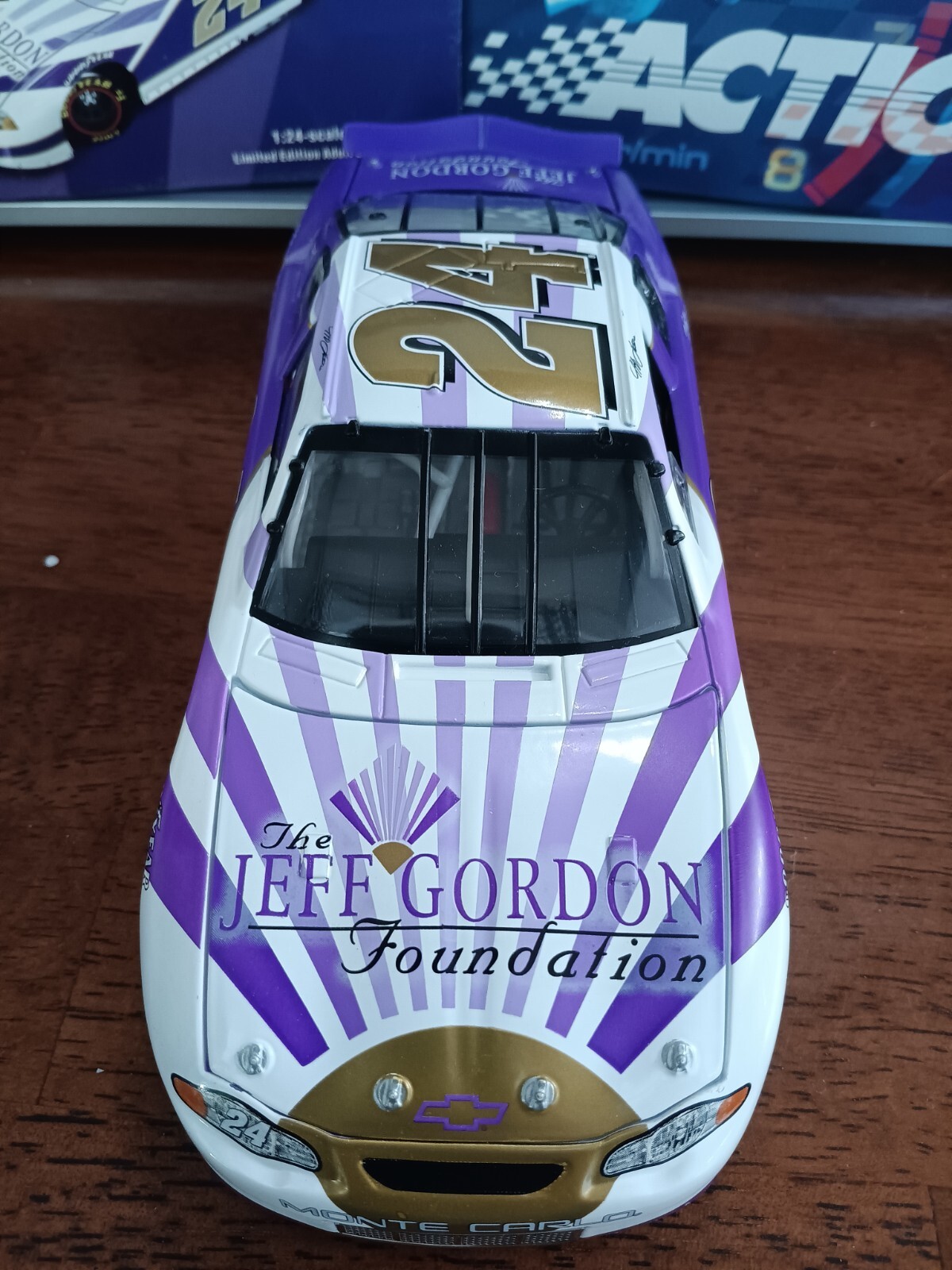 #24 Jeff Gordon Foundation 2001 Monte Carlo 1:24 Diecast, Action | eBay