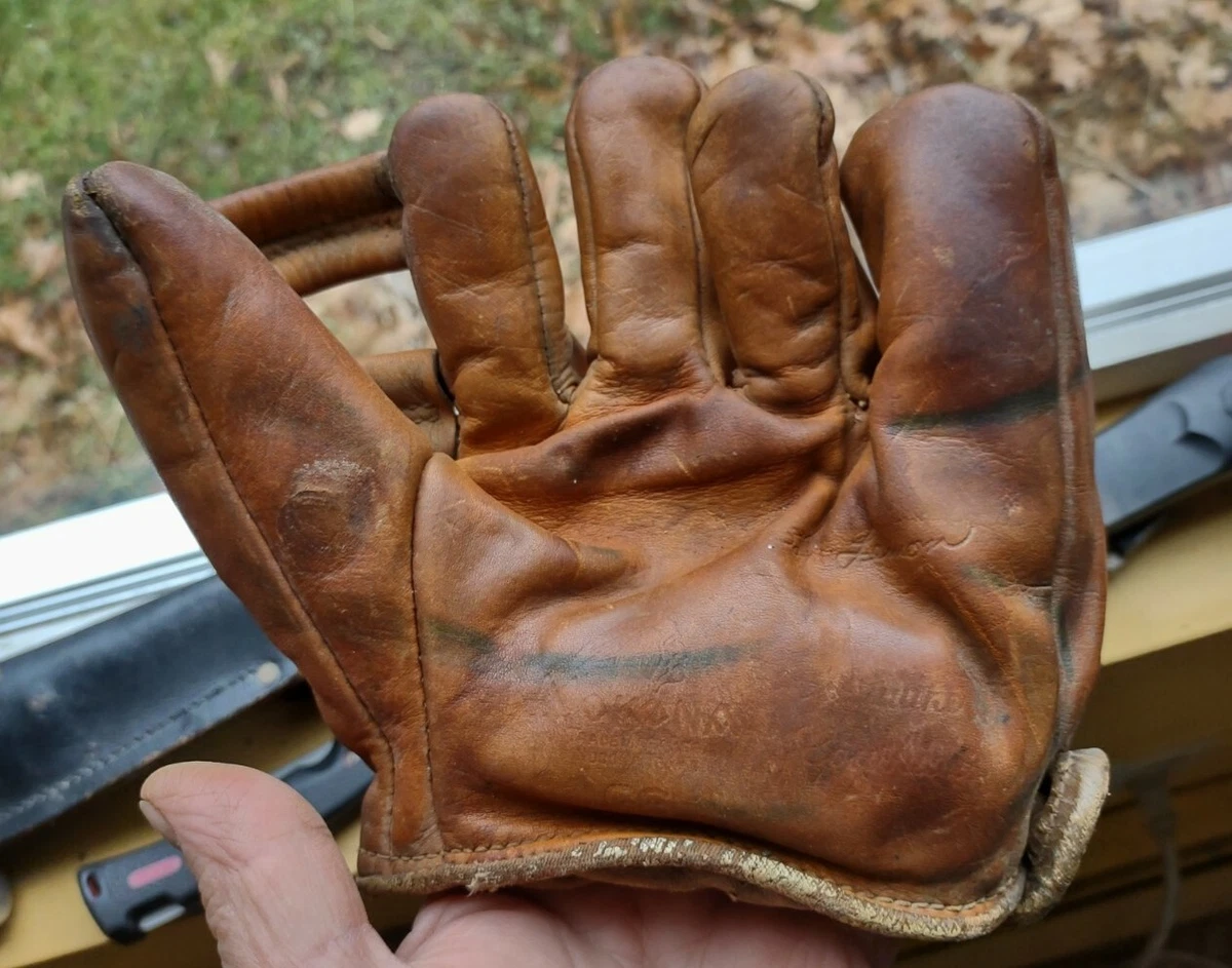 Babe Ruth Glove Sells For Over Million At Auction, 55% OFF