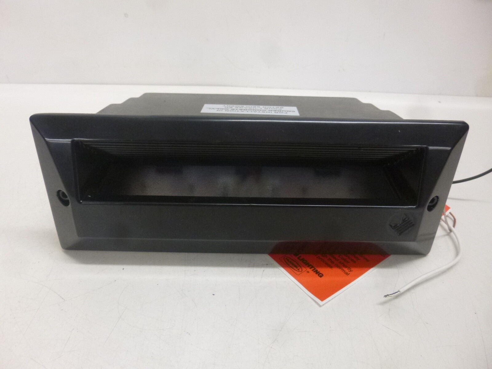 NEW! HUBBELL LIGHTING - KIM EL807/3L3KUV/BL Step Light, LED, 5 Watts ...