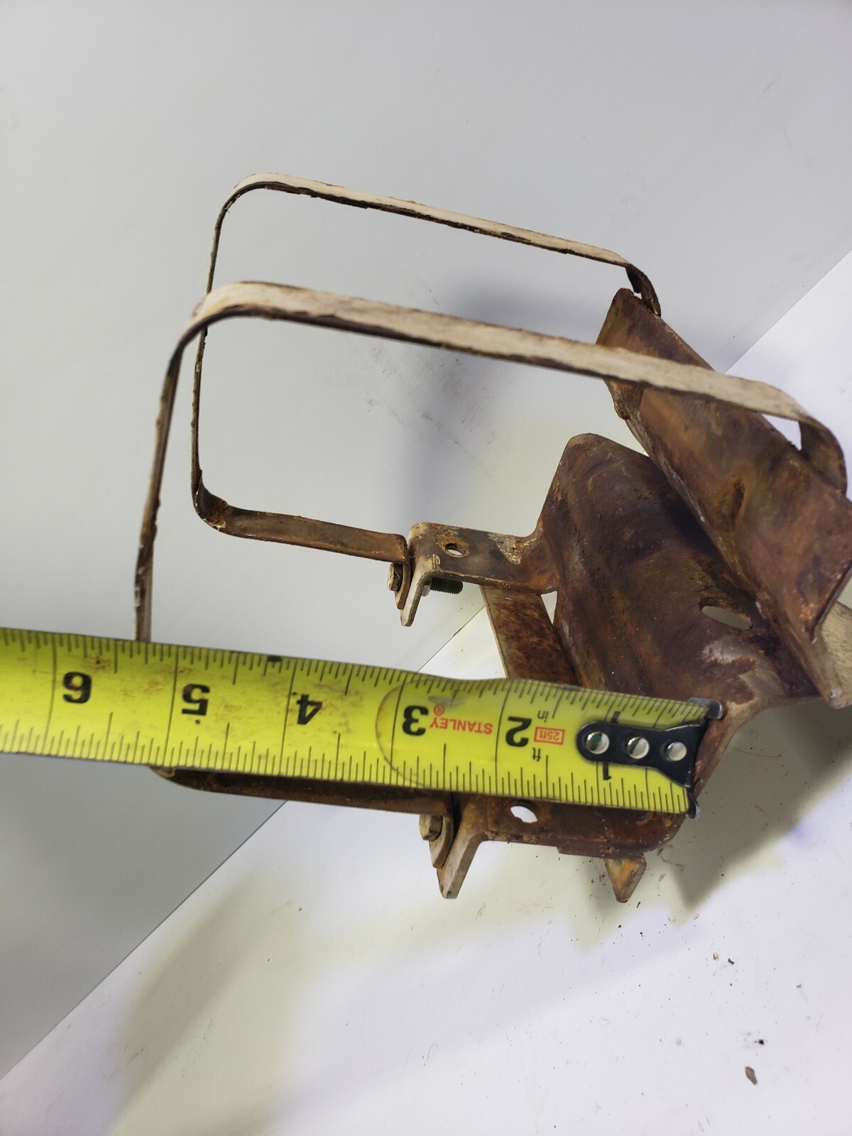 Tecumseh gas tank mount mounting support bracket and straps lawnmower ...