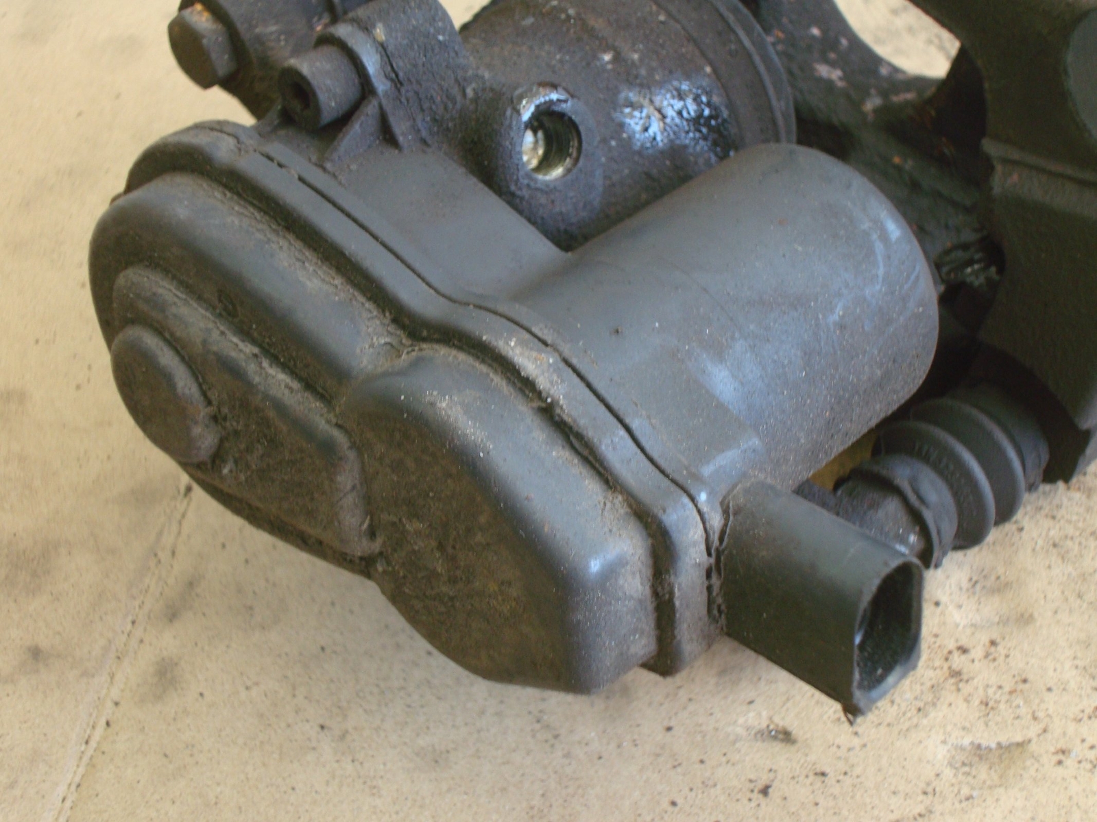 Original Bremssattel hinten links 8K0615403B Audi Q5 quattro 2.0 8R ...