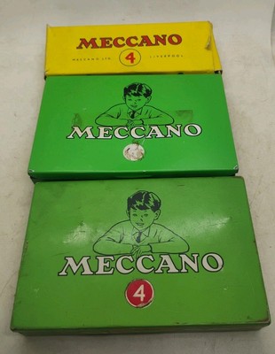Vintage Meccano Erector Set No. 4 Green Parts Tins & Yellow Cardboard ...