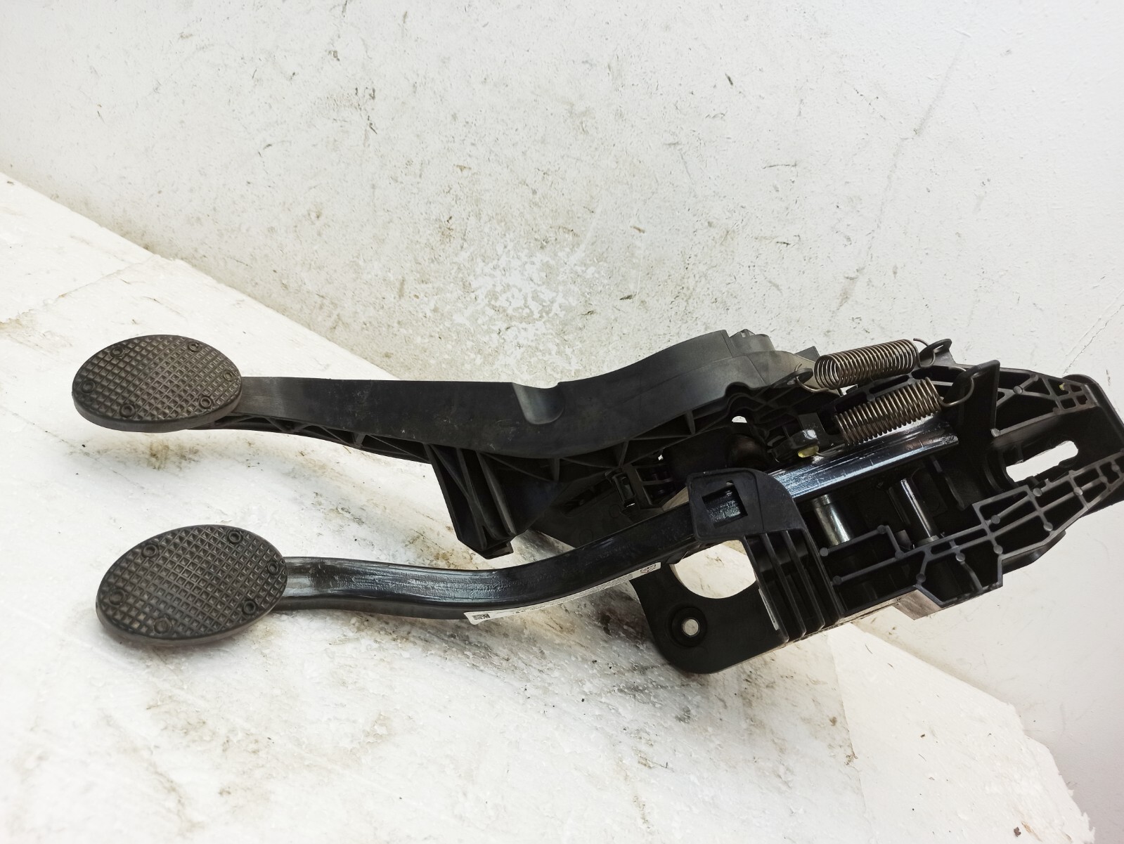 Mini Cooper F56 2019-2023 Brake & Clutch Pedal Assembly 6860677 | eBay UK