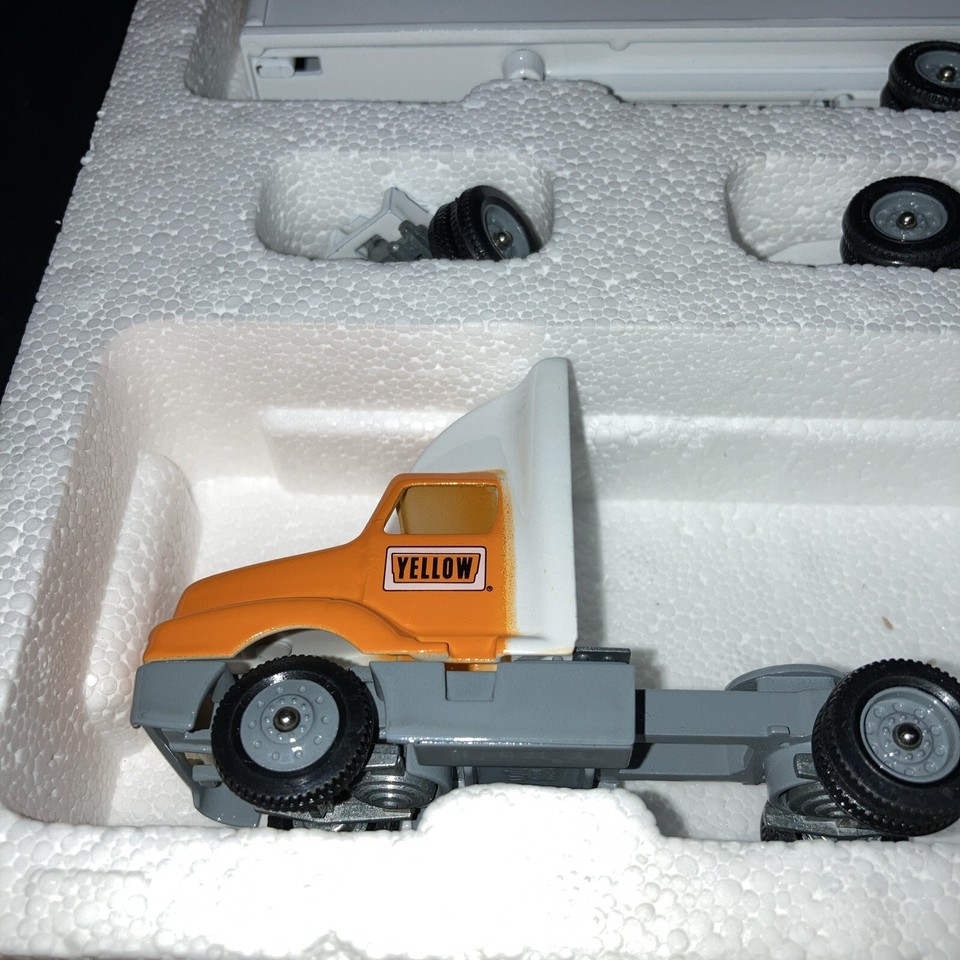 Yellow Freight System Doubles International 8300 Cab Winross 1/64th ...