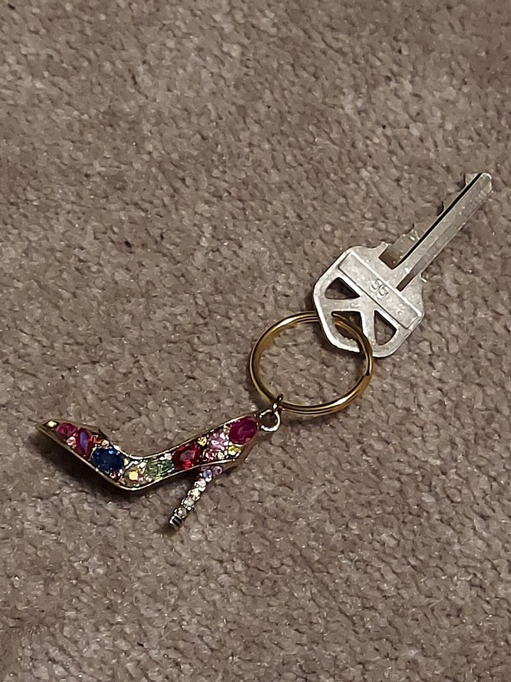 BLINGED OUT HIGH HEELED SHOE KEYCHAIN | eBay