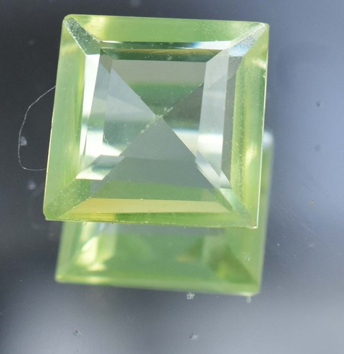 Natural Green Peridot Square 3.10 Ct VVS Pak Certified Loose Gemstone ...