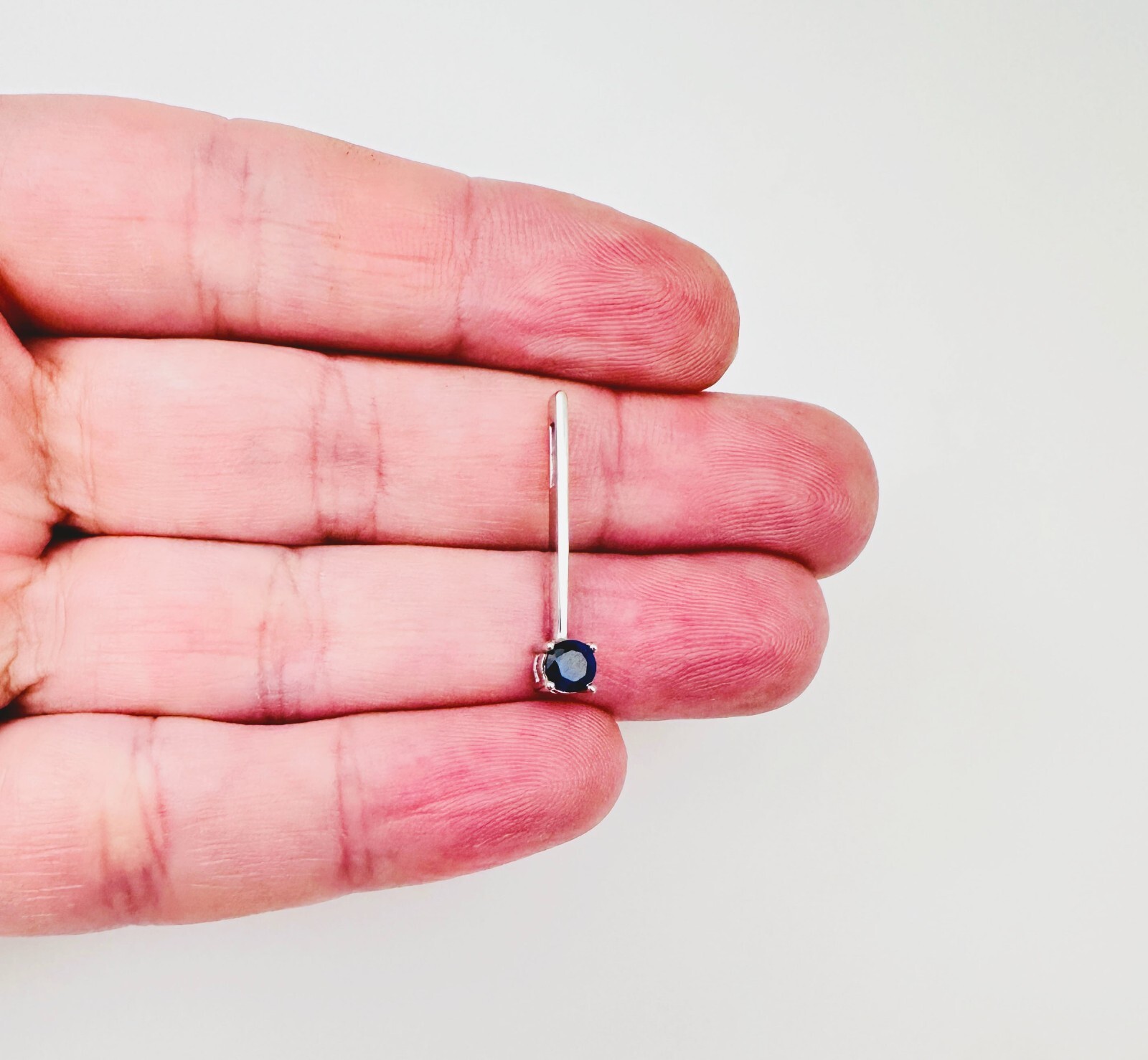 Estate Solid 10K White Gold .25ct Blue Sapphire Modern Linear Pendant ...
