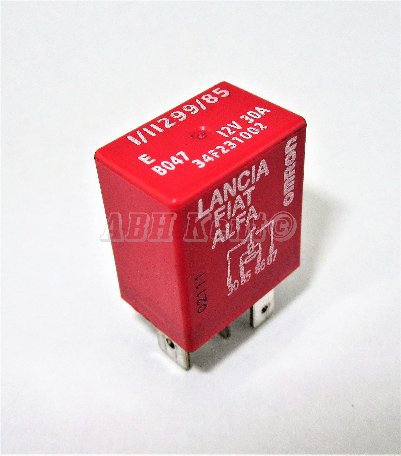 554-Fiat Alfa Lancia (09-17) 4-Pin Red Relay 34F231002 Omron 1/11299/85 ...