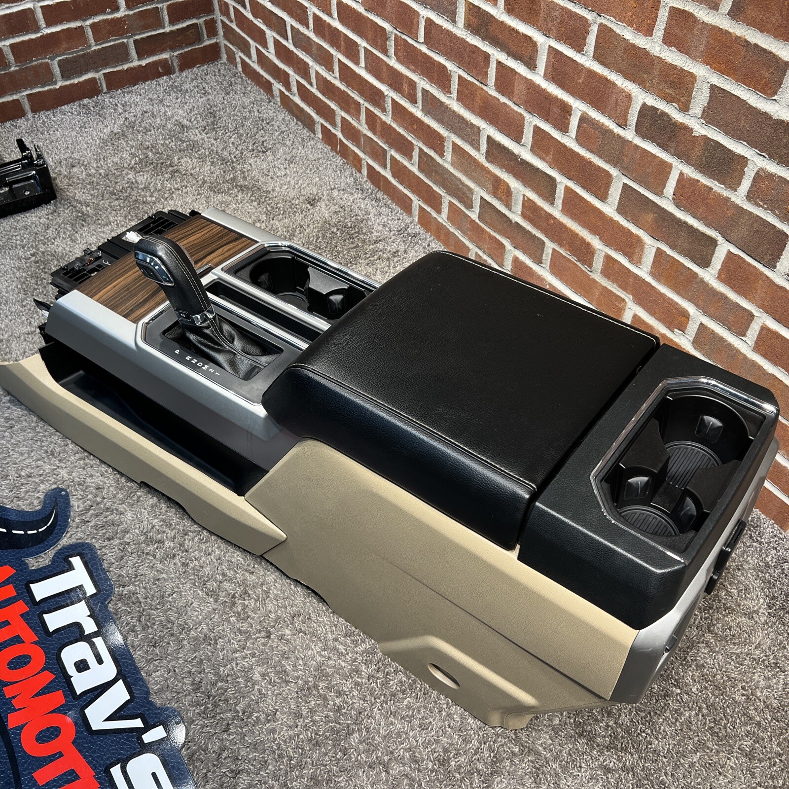 15-20 Ford F-150 & 17+ F-250/F-350 Superduty Center Console Kit w ...