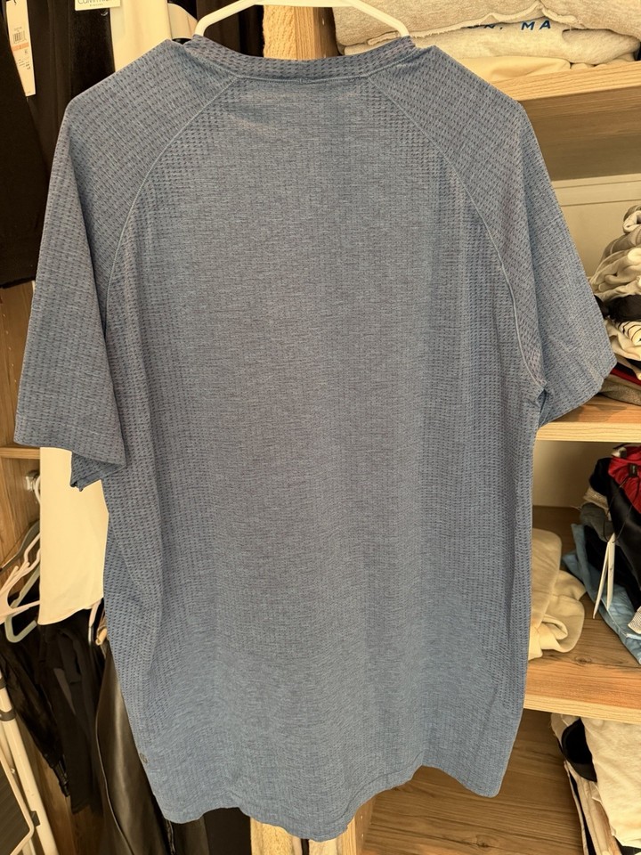 Lululemon Men's Blue Metal Vent Tech T-Shirt Size XL | eBay
