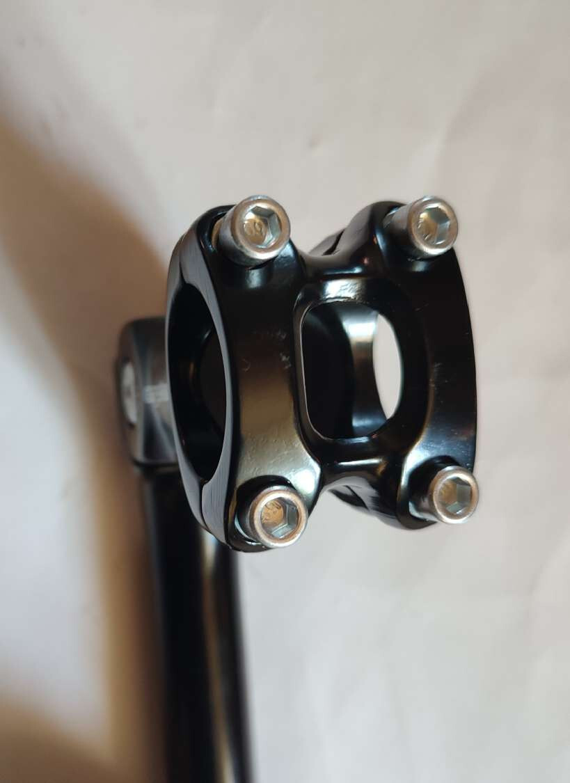 ergotec Vorbau Ø 25.4 Klemmung 31.8 mm 180/70 mm schwarz verstellbar ...