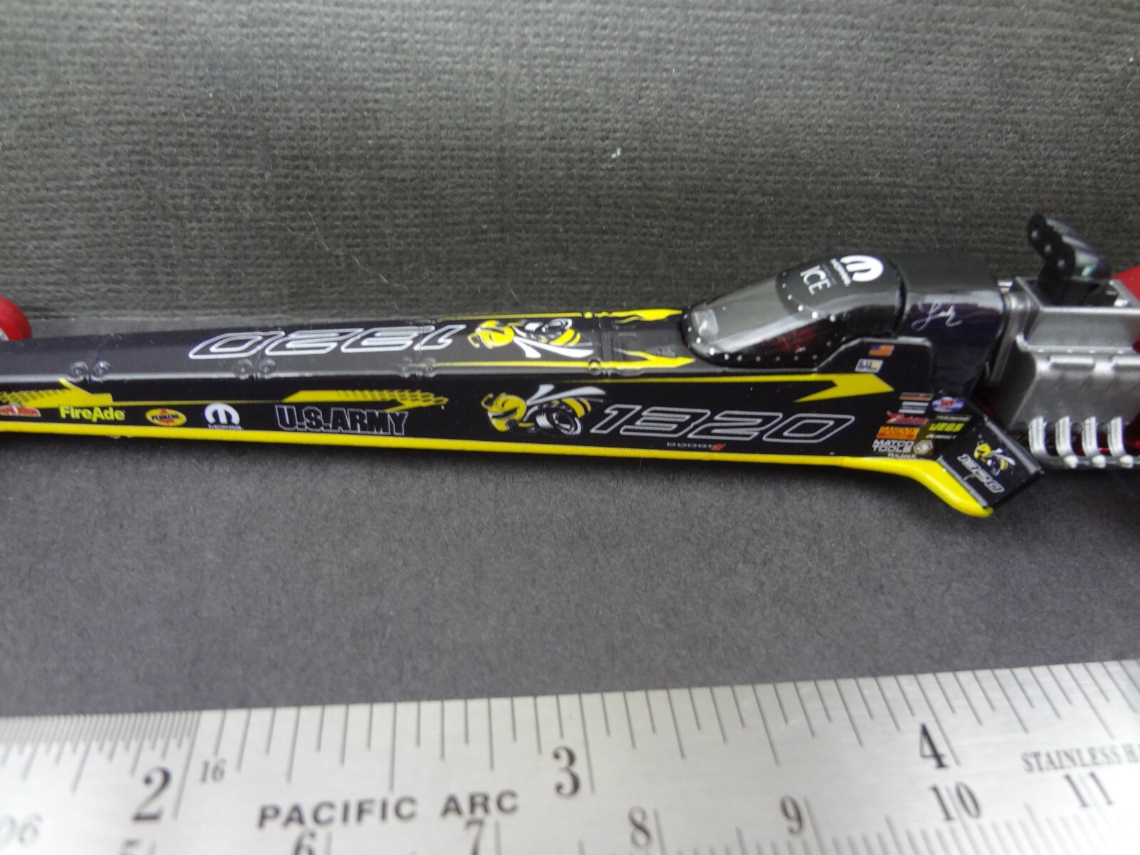 Auto World CHASE 1320 Angry Bee Leah Pritchett 2018 NHRA Top Fuel ...