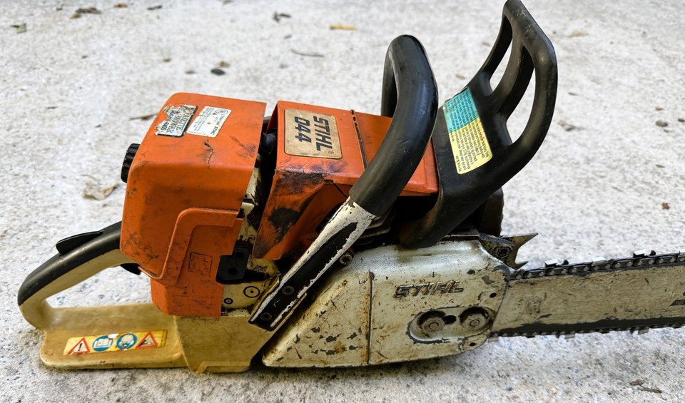 Stihl 044 Chainsaw RUNS STRONG New Chain Excellent Saw!! | eBay