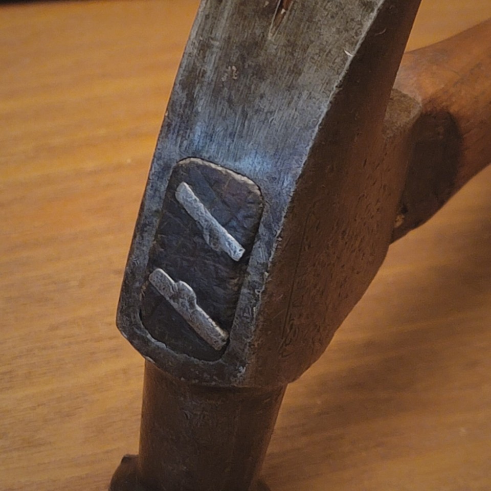 Vintage Stanley Bell Face Straight Claw Hammer - Old Tool | eBay