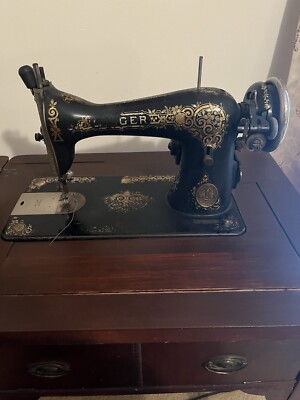 Sewing Machines - 1929 Singer Sewing Machine