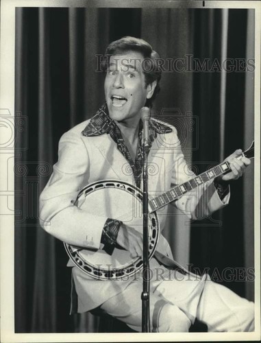 Press Photo Actor and singer George Segal - syp05672 | eBay