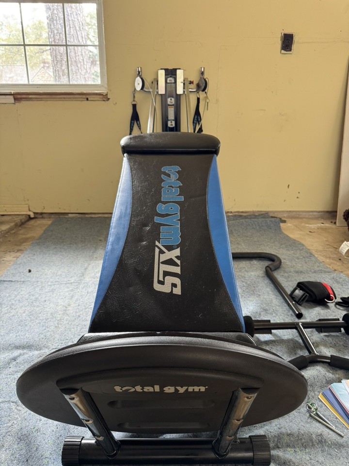 Chuck Norris Total Gym XLS Universal Home Gym Workout Machine 80 ...