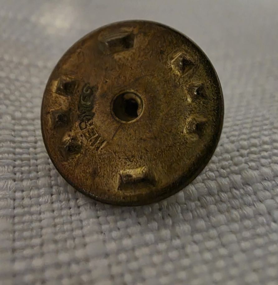 Vintage Miniature Space Needle Pin With Back | eBay