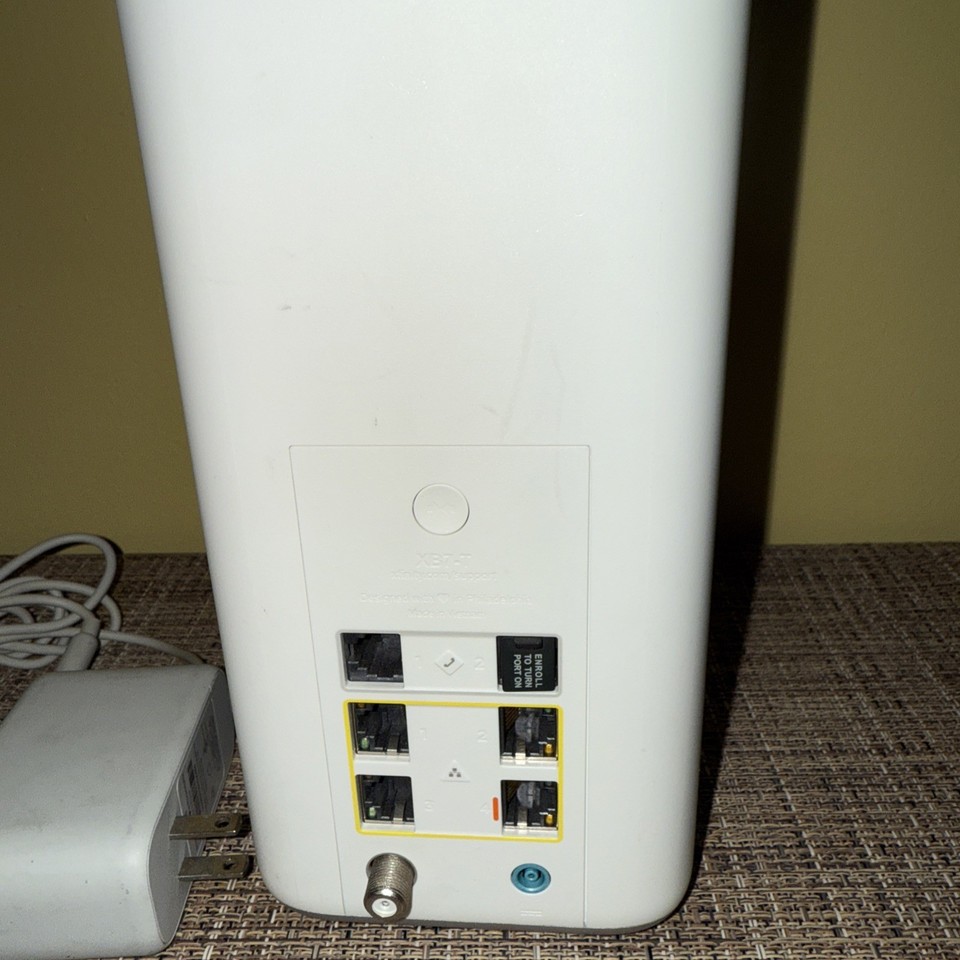 Comcast XFinity XB7-T GIGABIT Modem WiFi Router - Tested To Power On | eBay