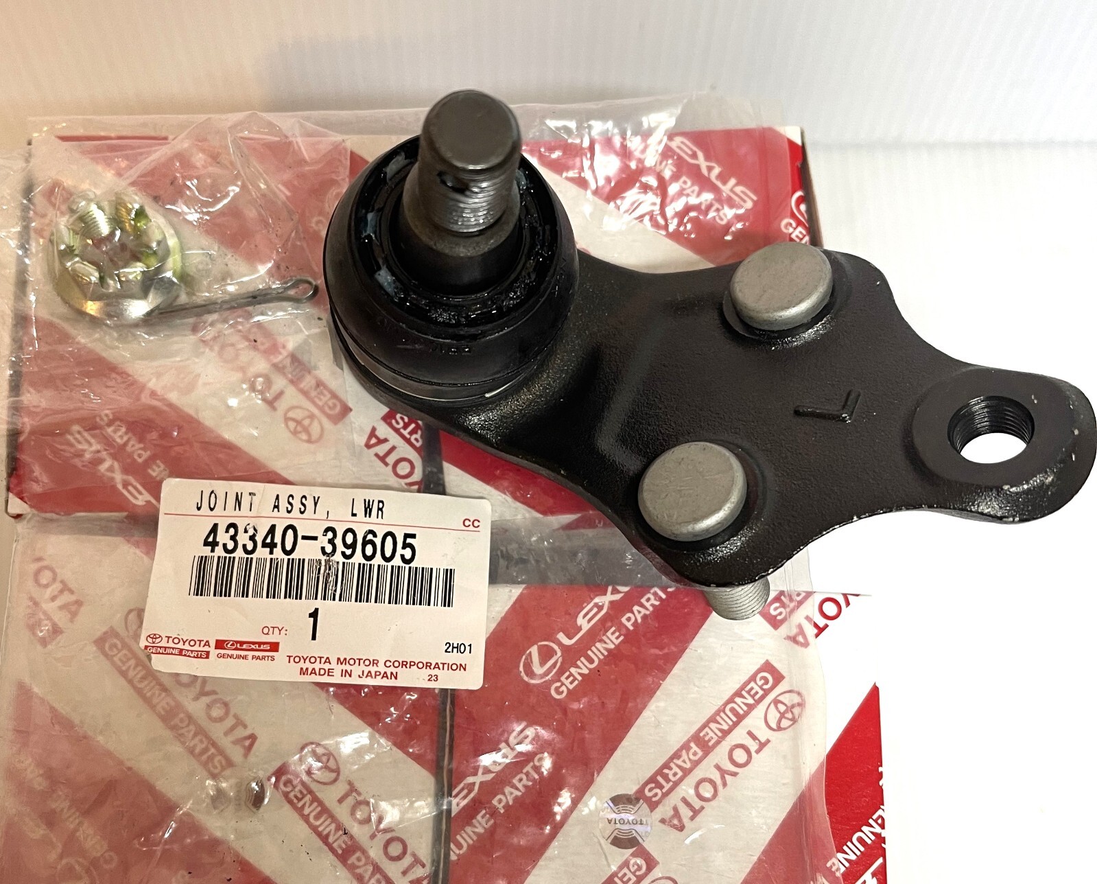 2007-2011 Toyota Camry Suspension Ball Joint Left, Front, Lower GENUINE ...