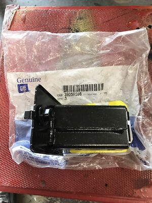 Chevrolet New GM OEM 16-18 Cruze Front Bumper Bumper Bracket 39059598 ...