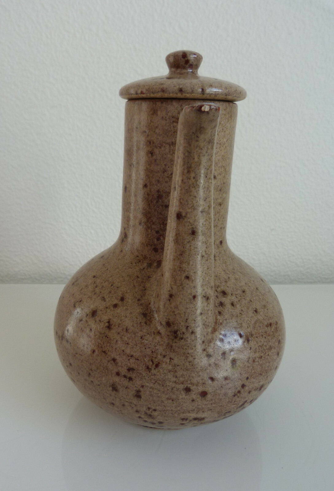 ELEGANTE THEIERE EN GRES CHAMOTTE PYRITTE SIGNE LISE SOUS LA BASE PLUS ...