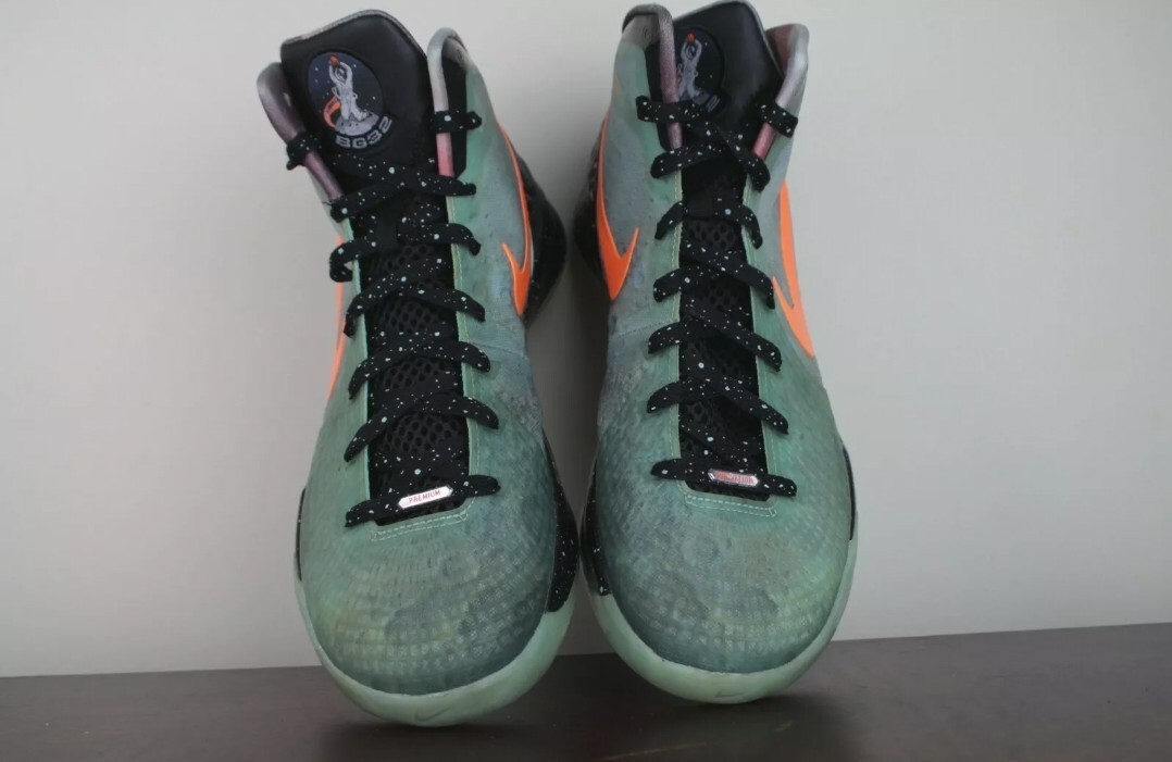 Nike Hyperdunk Galaxy Blake Griffin