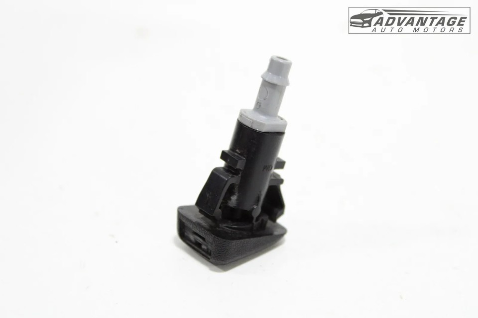 2021-2026 CHEVY TRAILBLAZER FRONT WINDSHIELD WIPER WASHER SPRAYER JET ...