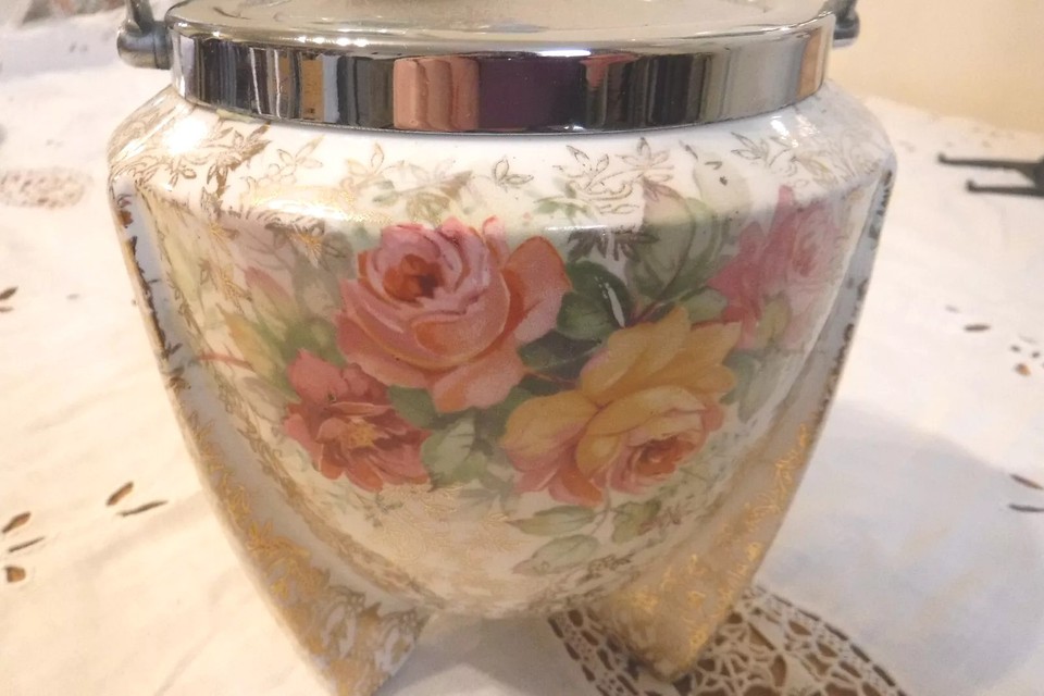 ART DECO A. J. WILKINSON 'CELTIC ROSE' CHINTZ FLORAL 1935 BISCUIT ...