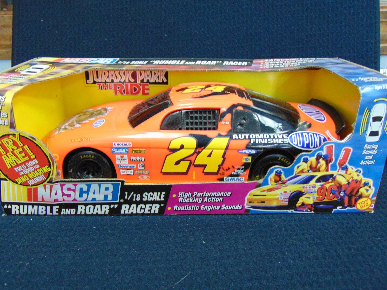 TOY BIZ NASCAR RUMBLE AND ROAR RACER 1/18 SCALE NIP | eBay