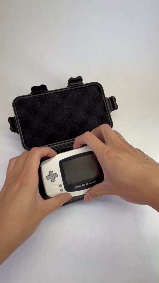 Game Boy Advance Carrying Case – Holds 13 Games (11 GBA + 2 GB/GBC ...